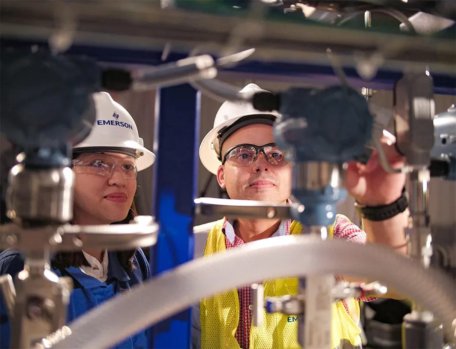 Betriebsplattform verbindet industrielle KI, Automatisierung und Cybersecurity